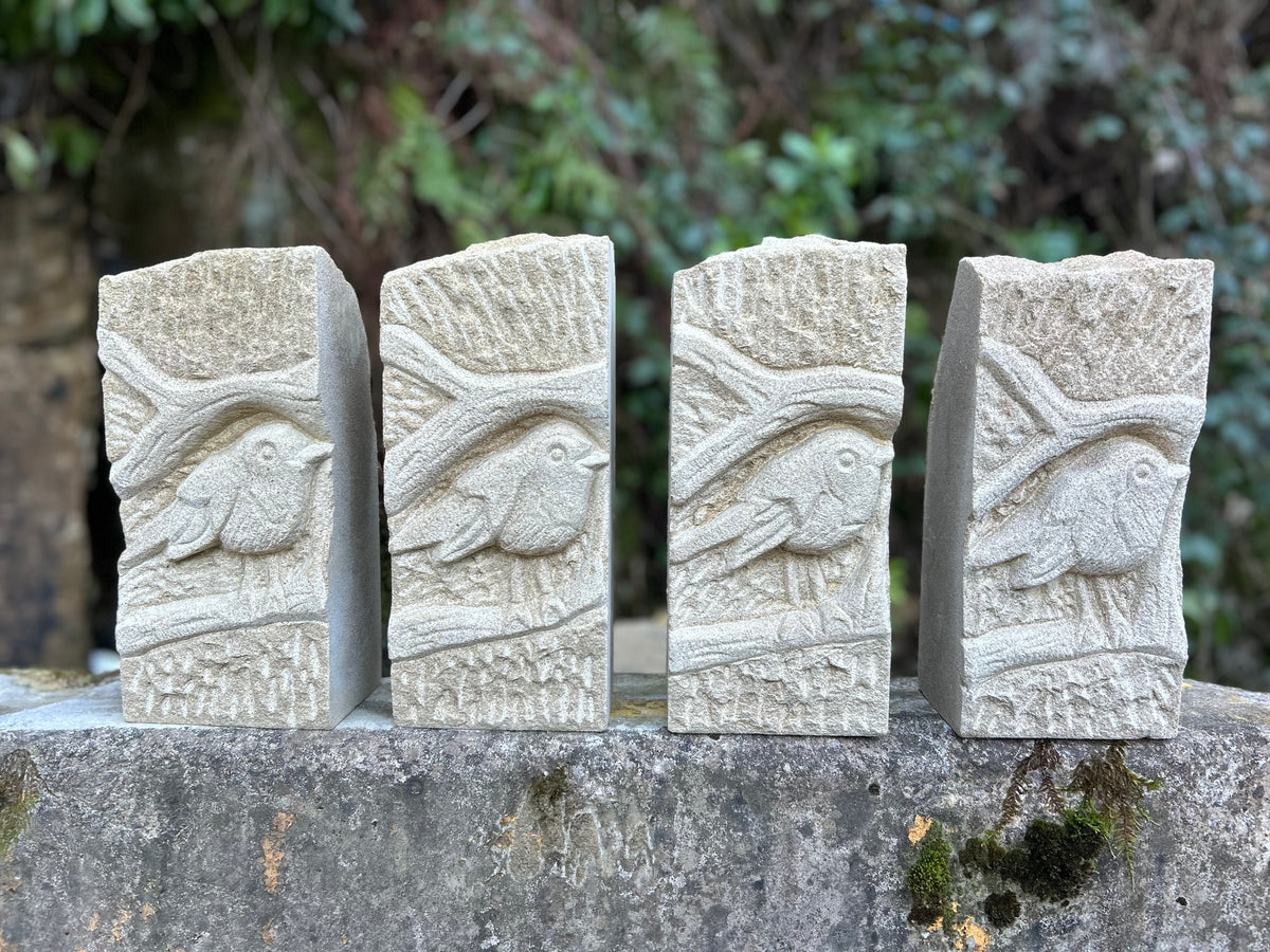 Bobbin Robin - Stone Sculpture – Villager Jim's Shop