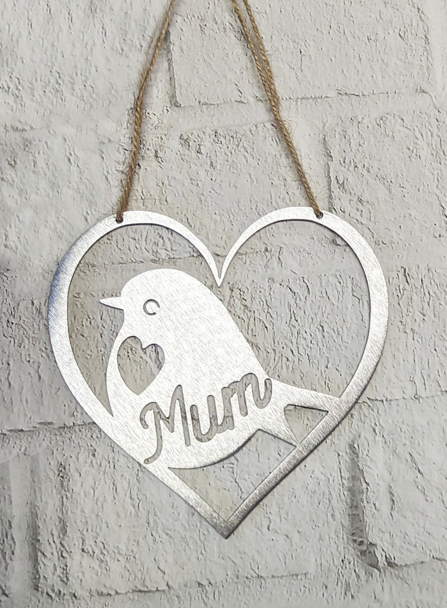 Mum Robin Steel Hanging Heart – Villager Jim's Shop